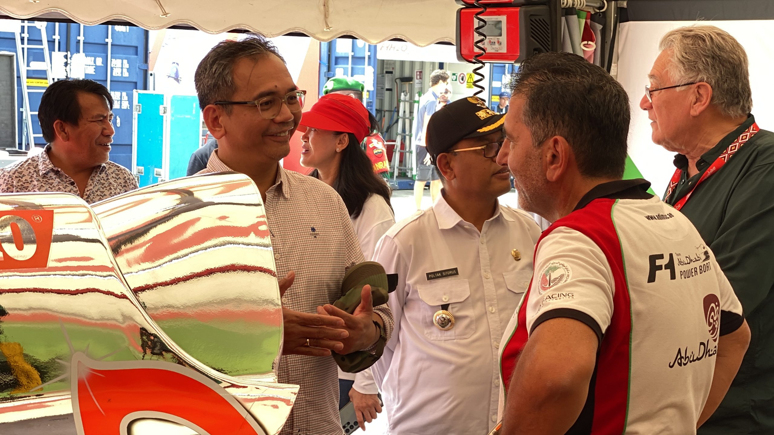 Sihar Sitorus Sebut Event F1H2O Momentum “Crossover” Pariwisata Danau ...